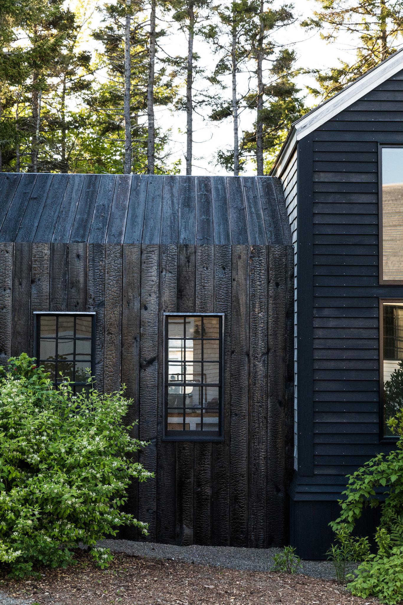 soot-house-slide-7LEZ-superJumbo | Shou Sugi Ban